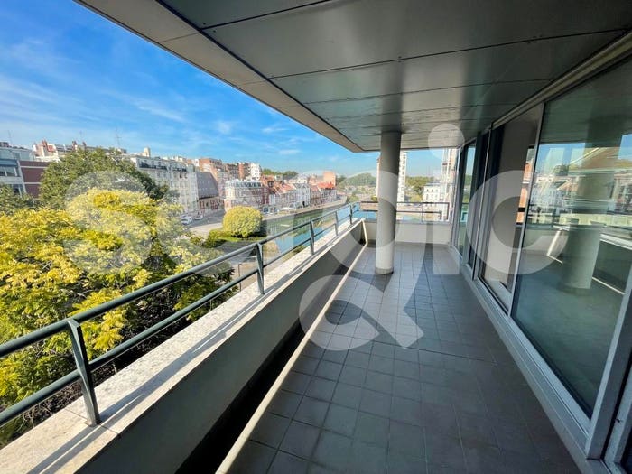 Appartement 4 pièces à louer à Lille, Vieux Lille