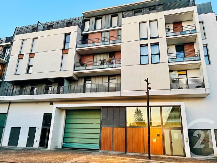 Mantes-la-Jolie, Centre-ville : Appartement 1 pièce à vendre