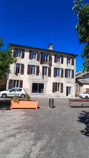 Moulin-Mage - Maison 9 pièces à vendre
