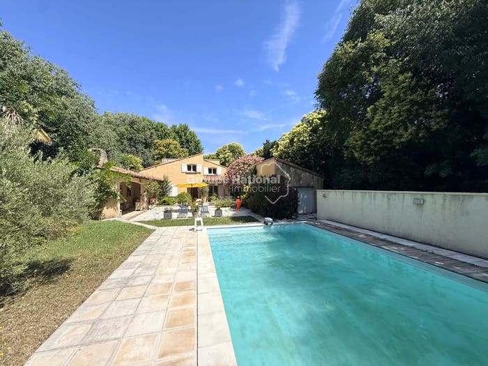 Carpentras, Ouest - Maison 6 pièces à vendre