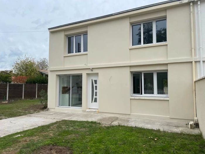 Maison 5 pièces à louer à Le Taillan-Médoc
