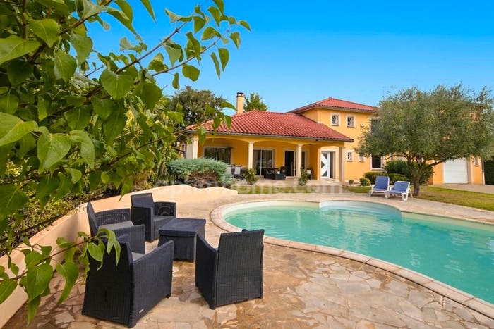 Maison 6 pièces à Chazay-d'Azergues, à vendre