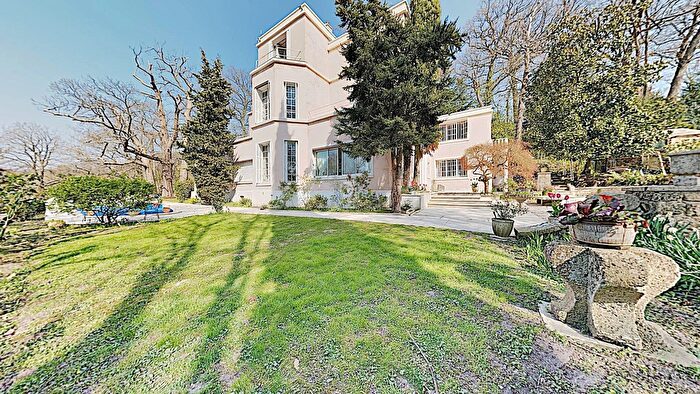 Maison 13 pièces à vendre à Jouy-en-Josas