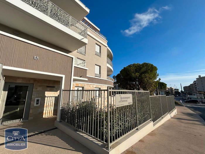 Mougins, Le Colombier, Colombe, Cabrières, Le Bordé : Appartement 2 pièces à louer
