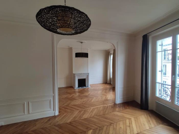 Appartement 2 pièces à louer à Paris 9ème, Trudaine, Rochechouart