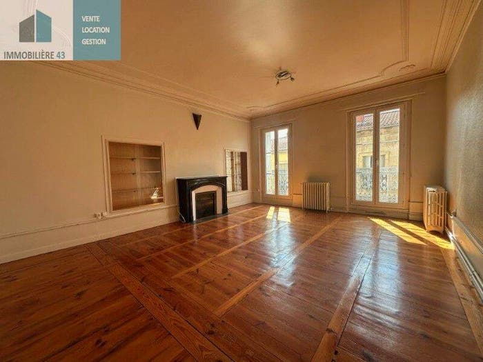 Appartement 4 pièces à louer à Centre Historique, Le Puy-en-Velay