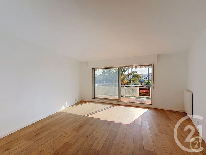 Mandelieu-la-Napoule, Capitou : Appartement 2 pièces à vendre