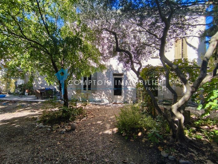 Maison 11 pièces à vendre à Boulbon
