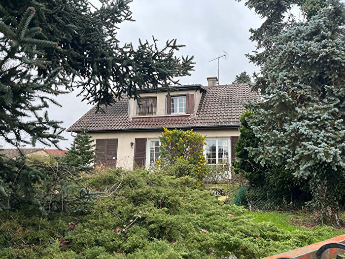 Maison 6 pièces à vendre à Courtenay