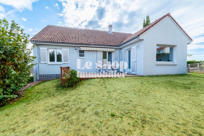 Saint-Yrieix-la-Perche : Maison 5 pièces à vendre