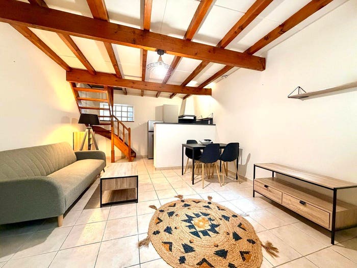 Verzeille : Maison 3 pièces à louer