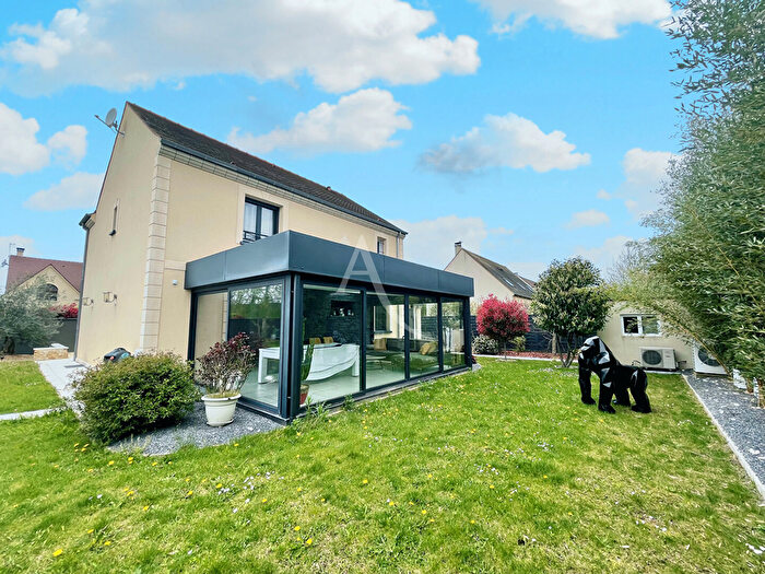 Bouray-sur-Juine : Maison 5 pièces à vendre