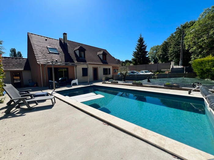 Maison 7 pièces à vendre à Abondant