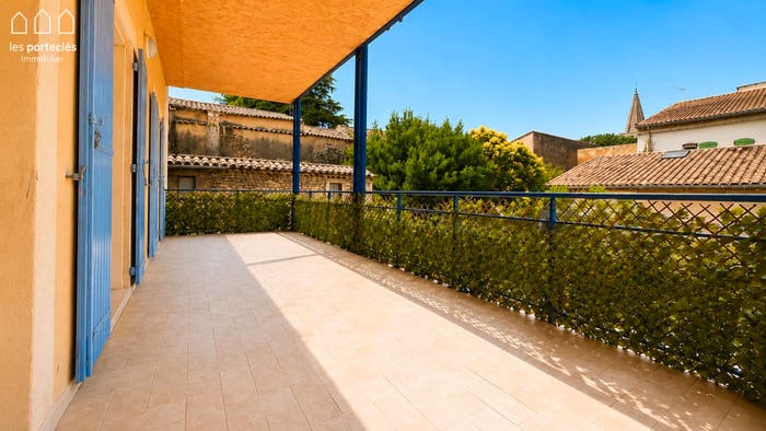 Bagnols-sur-Cèze, Centre-ville : Appartement 4 pièces à vendre
