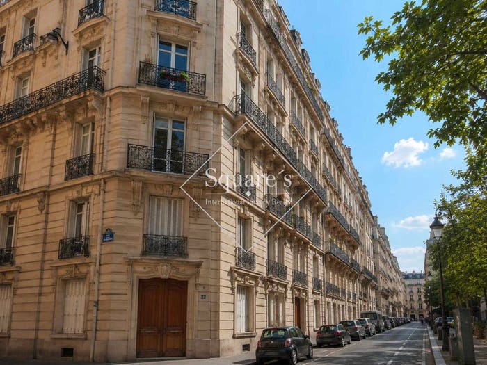 Paris 9ème, Trudaine, Rochechouart : Appartement 6 pièces à vendre