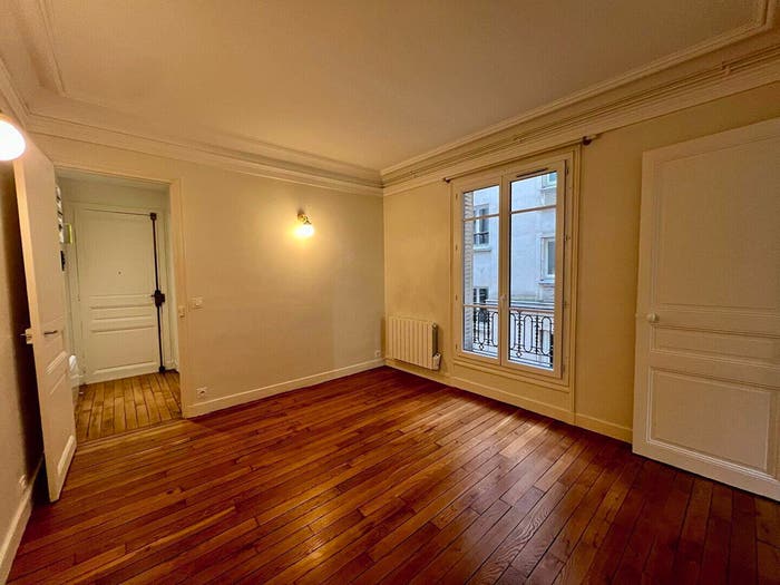 Appartement 2 pièces à louer à Violet Commerce, Paris 15ème arrondissement