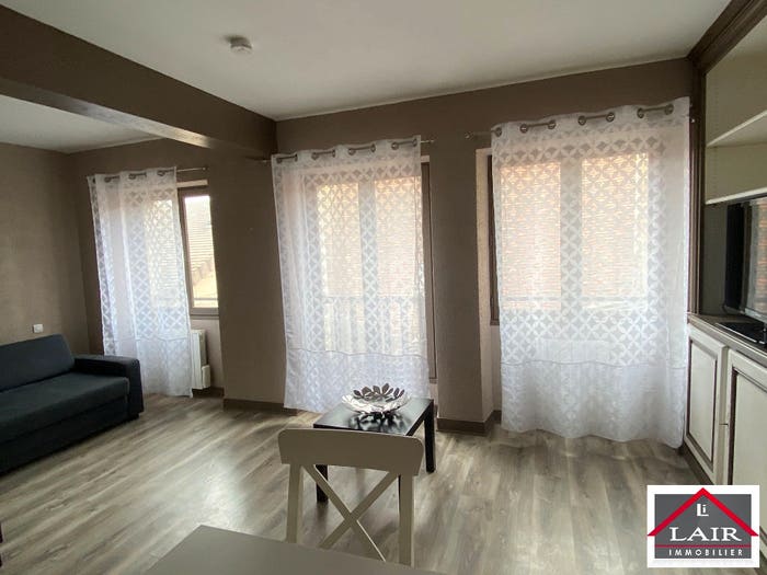 Appartement 1 pièce à postalCode, à louer