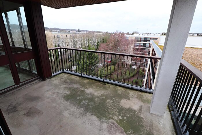 Fontenay-le-Fleury, Plaine : Appartement 2 pièces à vendre