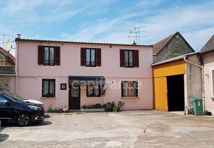 Pussay : Maison 4 pièces à vendre
