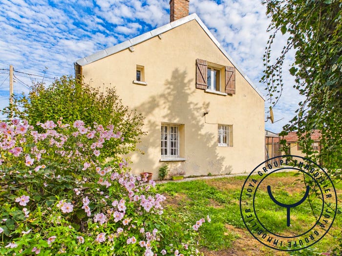 Saint-Loup-de-Buffigny - Maison 3 pièces à vendre