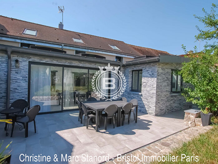 Maison 8 pièces à Boissy-sous-Saint-Yon, à vendre