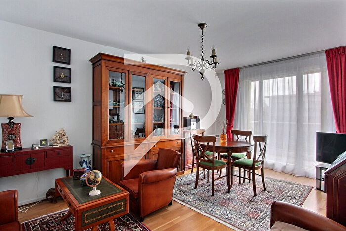 Asnières-sur-Seine, Gresillons, Voltaire - Appartement 2 pièces à vendre
