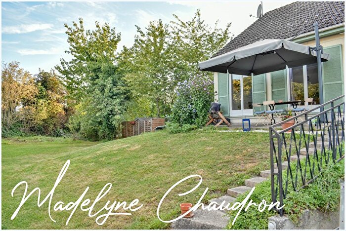 Maison 6 pièces à Baulne, à vendre