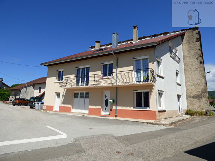 Maison 7 pièces à Orgelet, à vendre