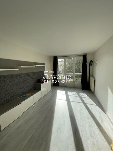 Champigny-sur-Marne, Centre-ville, Coteaux : Appartement 3 pièces à vendre