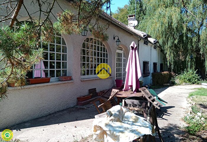 Maison 8 pièces à vendre à Domats
