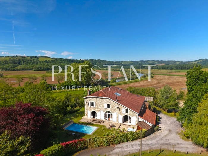 Maison 17 pièces à vendre à Hastingues