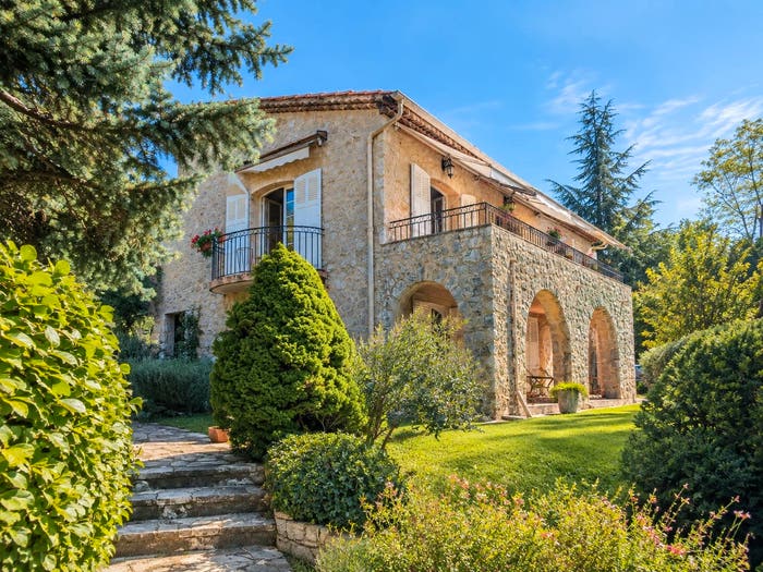 Saint-Vallier-de-Thiey - Maison 7 pièces à vendre