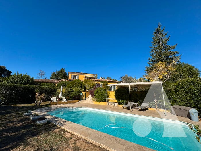 Maison 7 pièces à Salernes, à vendre