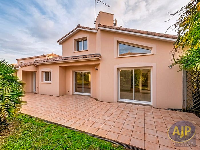 Maison 6 pièces à vendre - Saint-Sébastien-sur-Loire, Ouest