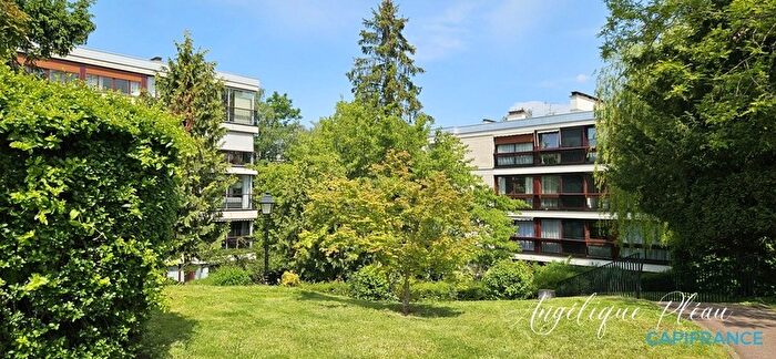 Fontenay-le-Fleury, Plaine : Appartement 4 pièces à vendre