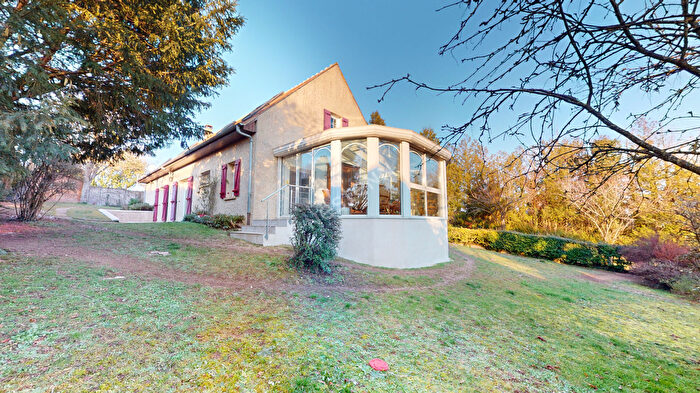 Maison 7 pièces à vendre à Jouy-Mauvoisin