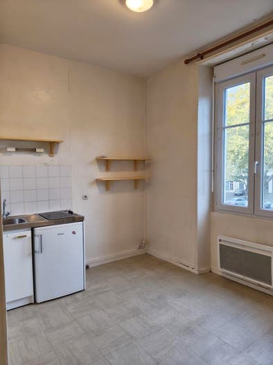 Angers, Doutre, Saint-Jacques : Appartement 1 pièce à louer