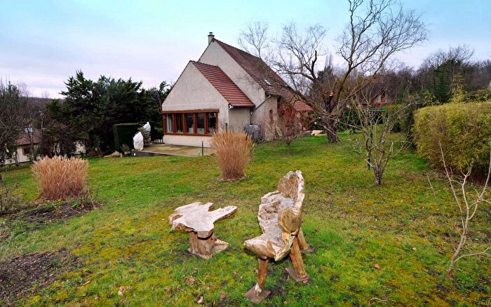 Maison 6 pièces à vendre à Saint-Maurice-Montcouronne