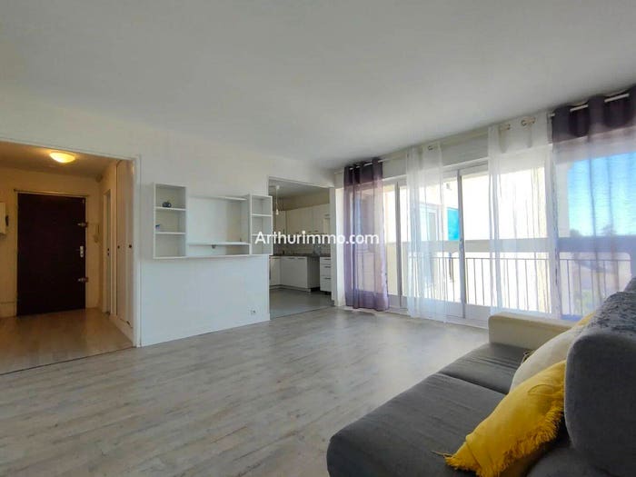Appartement 2 pièces à Gare-Varennes-Zone Industrielle, Sucy-en-Brie, à louer