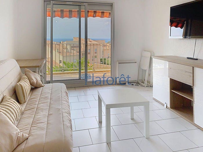 Carqueiranne : Appartement 1 pièce à louer