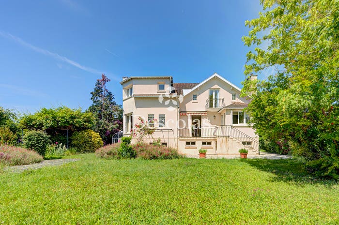 Saint-Germain-en-Laye, Pontel, Schnapper, Sous-préfecture : Maison 8 pièces à vendre