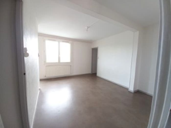 Appartement 3 pièces à louer - Vesoul, Les Rêpes