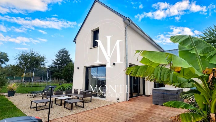Maison 5 pièces à vendre à Corseul