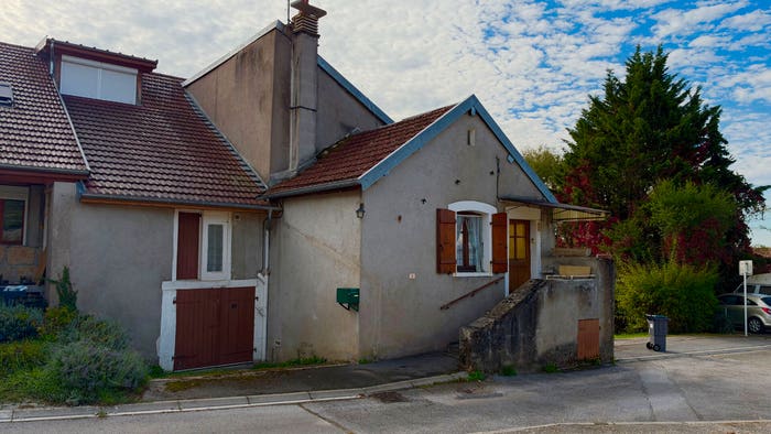 Maison 4 pièces à vendre à Boussières