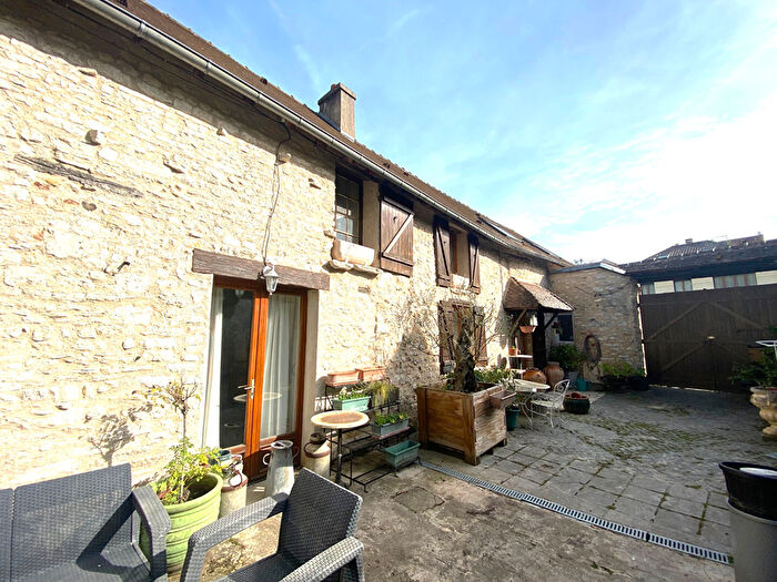 Maison 9 pièces à vendre - Jouy-Mauvoisin