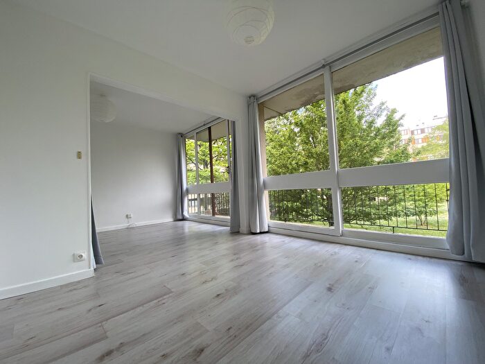 Fontenay-le-Fleury - Appartement 1 pièce à vendre