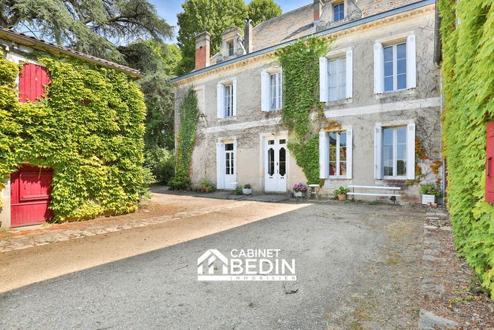 Maison 14 pièces à vendre à Saint-Pierre-de-Mons