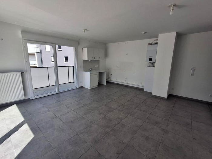 Appartement 3 pièces à Nord Est, Saint-Martin-le-Vinoux, à louer