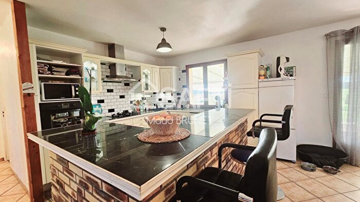 Bréval : Maison 6 pièces à vendre