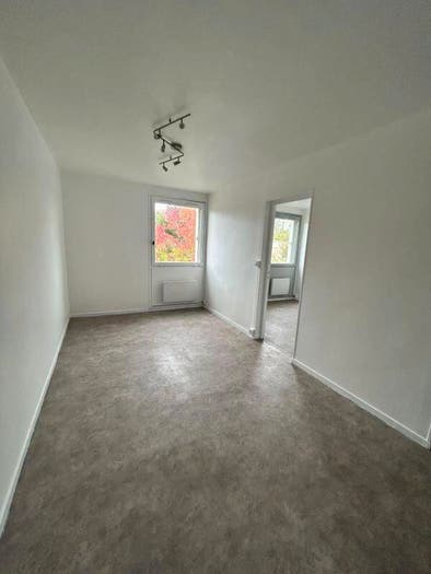 Faubourg-Orléans-Paterne, Romorantin-Lanthenay : Appartement 2 pièces à louer